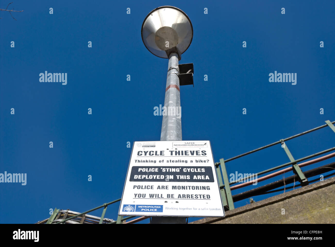 Turnham green london hi-res stock photography and images - Alamy