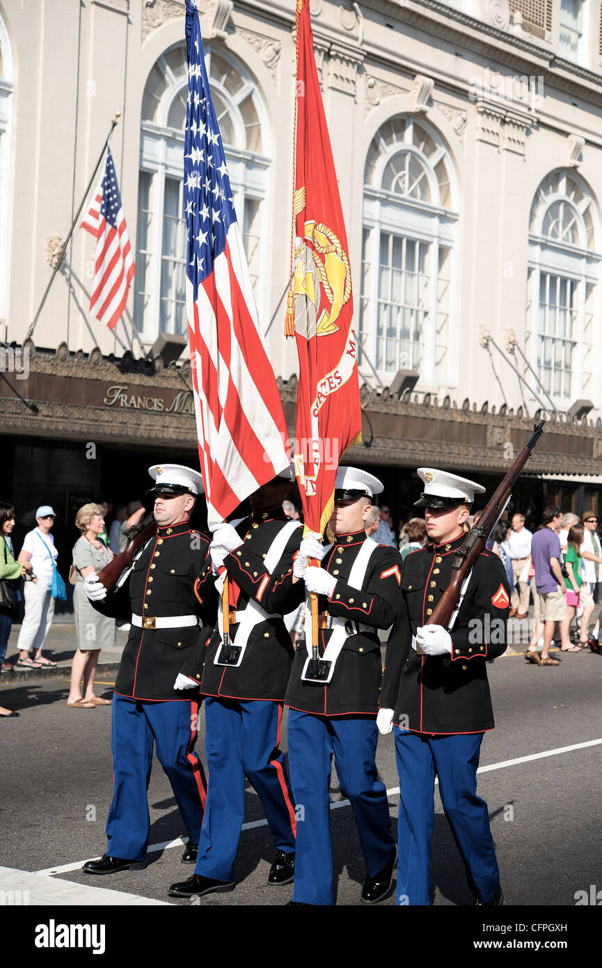 Color guard parade hi-res stock photography and images - Alamy