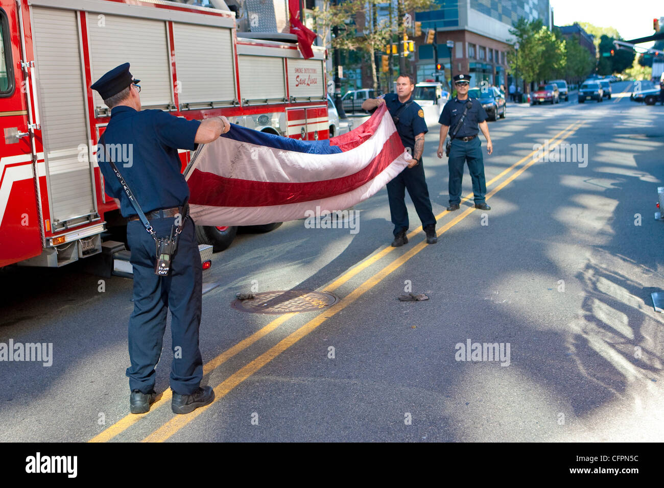 9 11 memorial service hi-res stock photography and images - Alamy