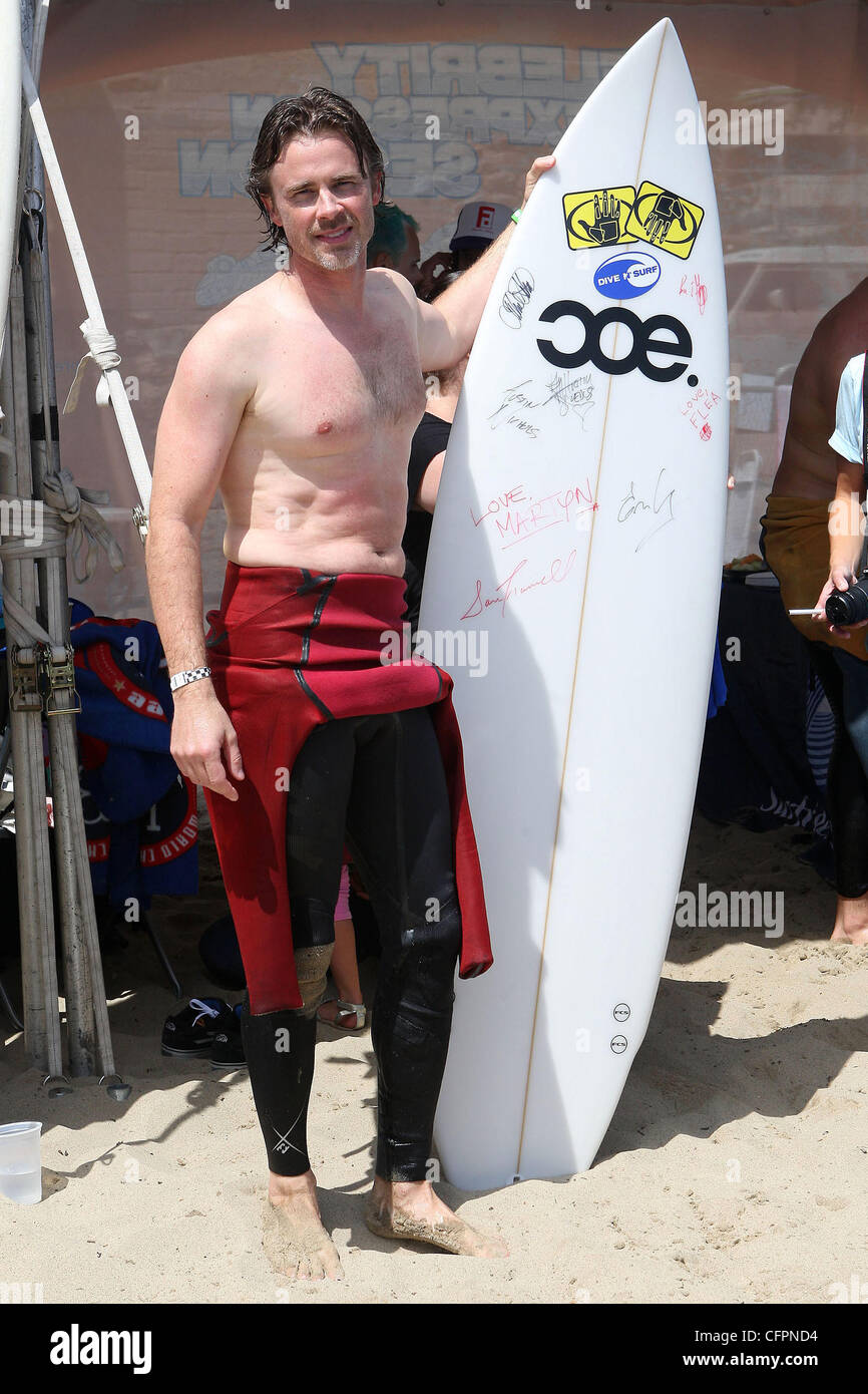 Sam Trammell Surfrider Foundation's 5th Annual Celebrity Expression ...