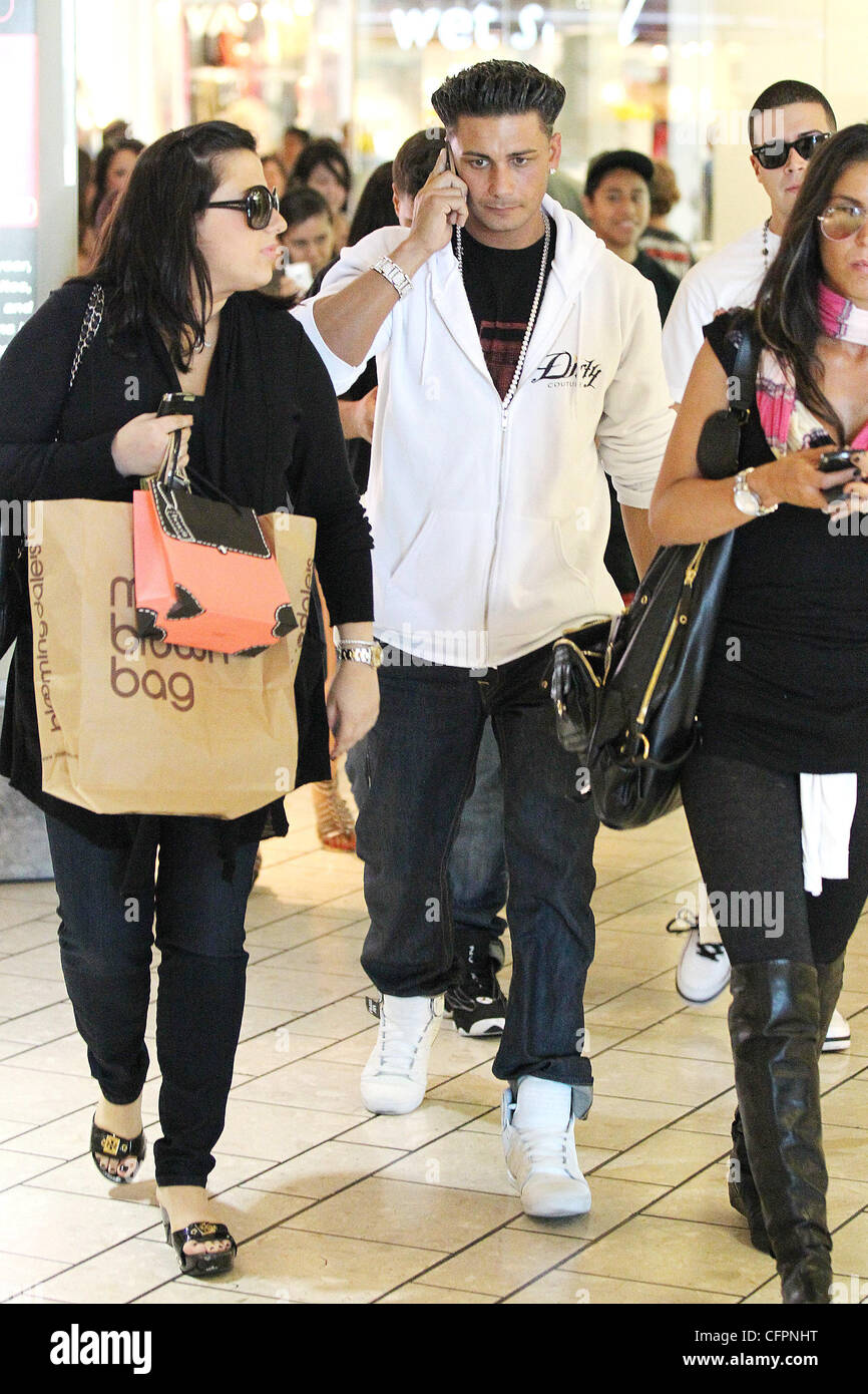 Paul Delvecchio aka Pauly D Cast of the hit MTV reality show 'Jersey ...