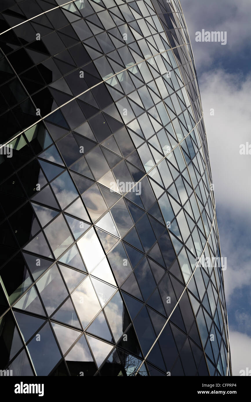 Glass office from street level hi-res stock photography and images - Alamy