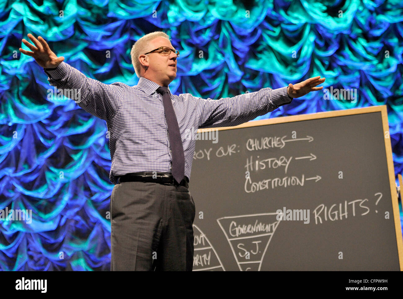 Political commentator hi-res stock photography and images - Alamy