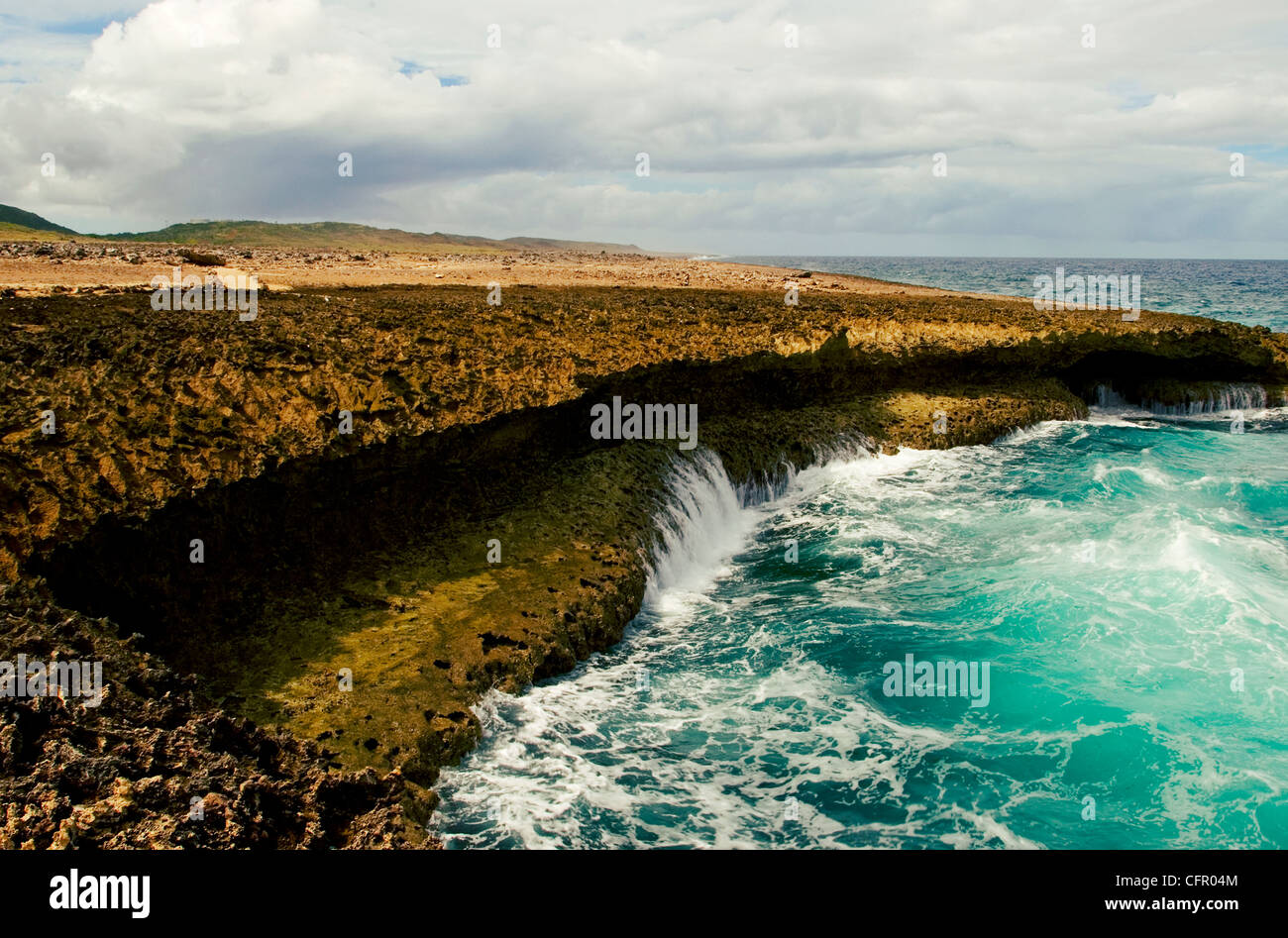 Tide pools on coast hi-res stock photography and images - Alamy