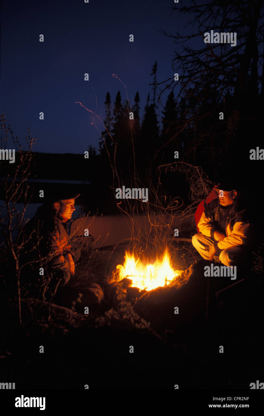 Men crouch hi-res stock photography and images - Alamy