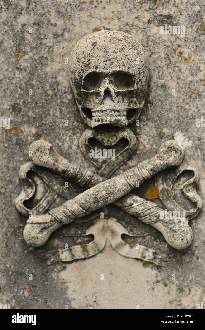 Skull church on stone hi-res stock photography and images - Alamy