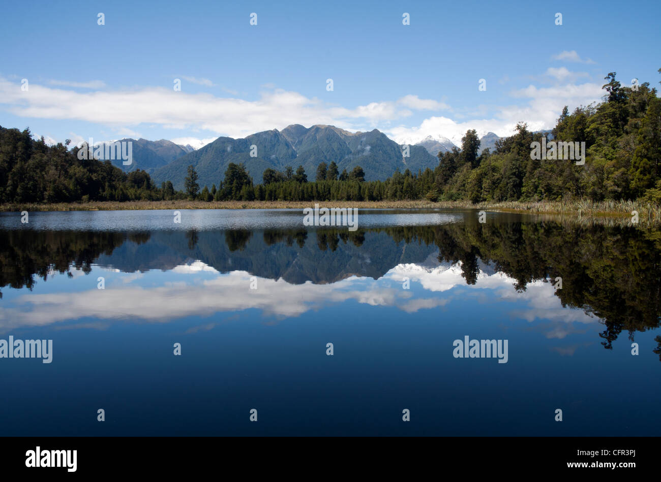 Reflections in Lake Matheson, South Island, New Zealand Stock Photo - Alamy