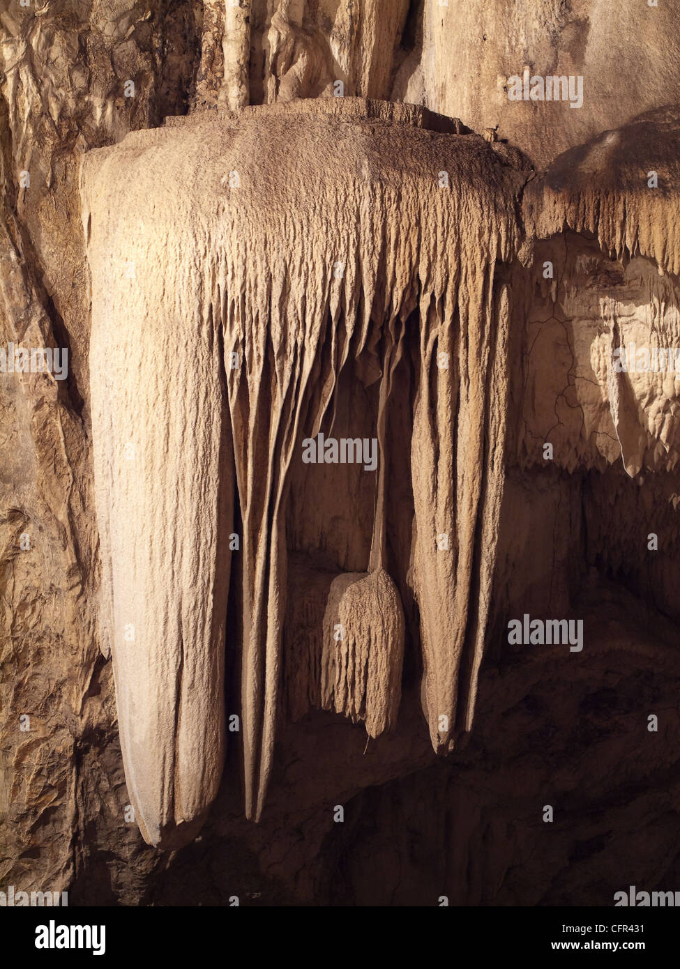 Stalactite art hi-res stock photography and images - Alamy