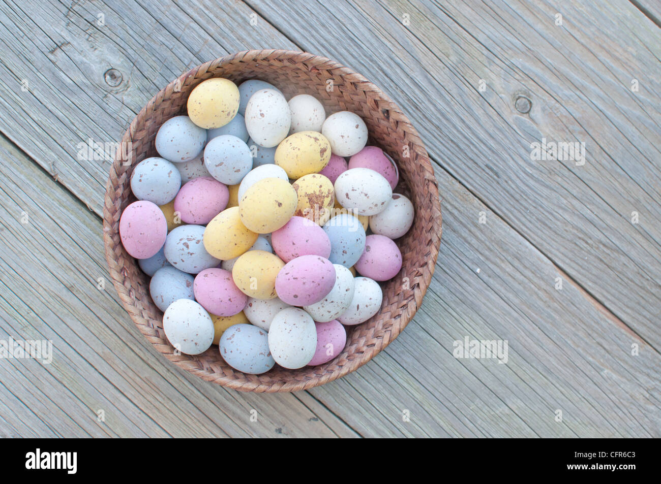Mini easter egg hi-res stock photography and images - Alamy