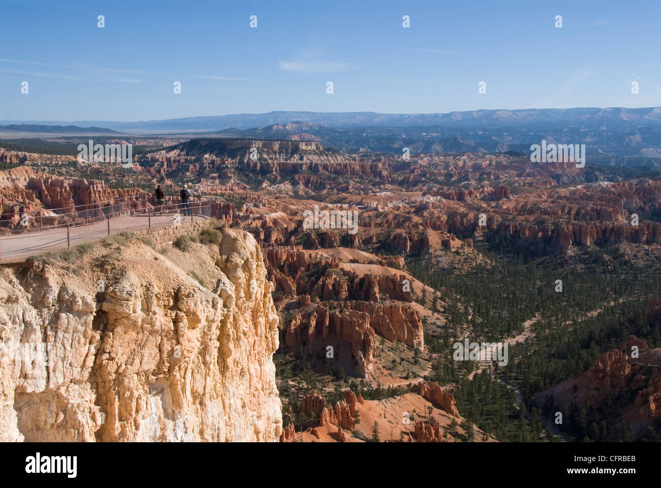 Tourist viewpoint, Inspiration Point, Bryce Canyon National Park, Utah ...