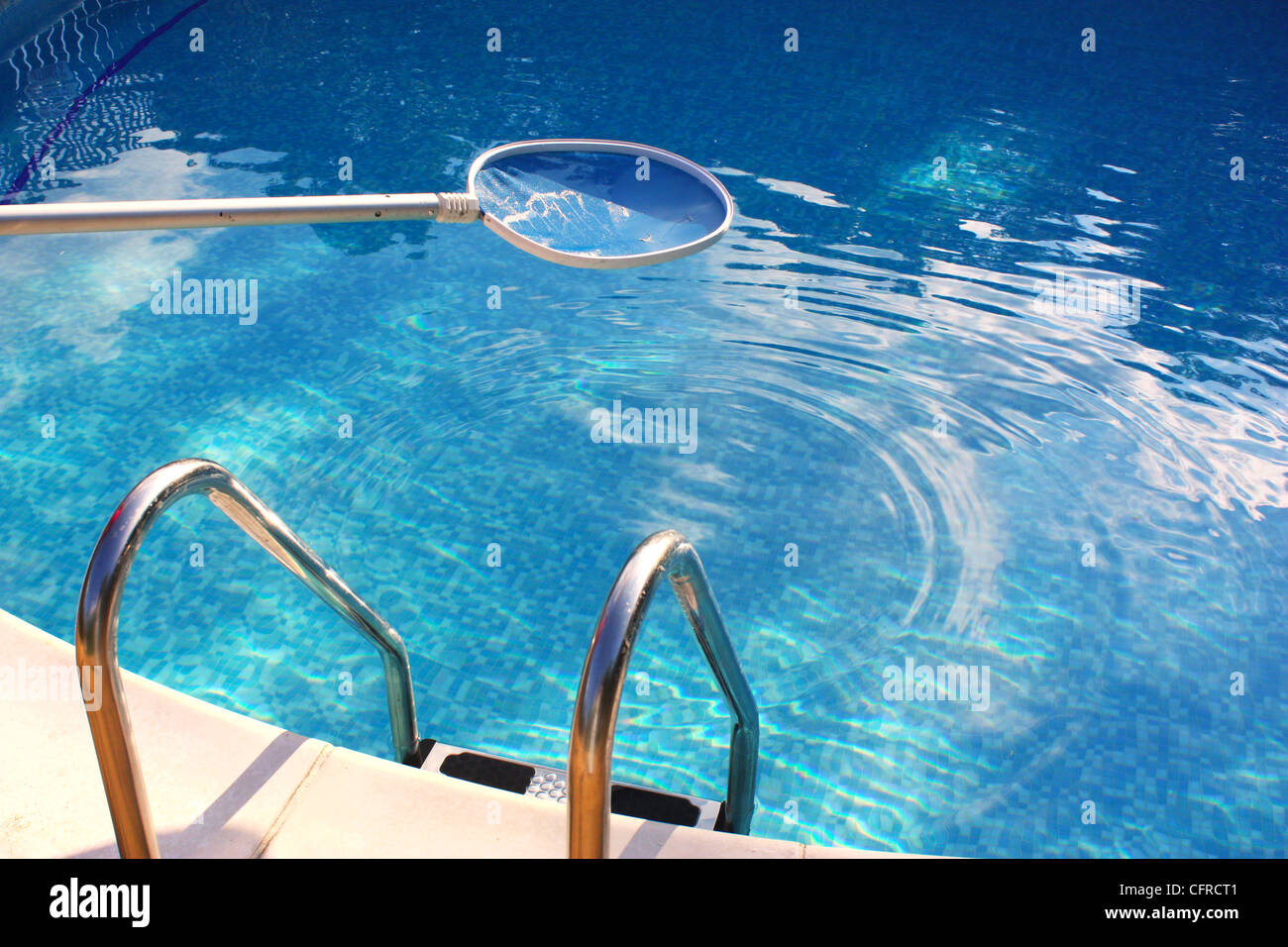A net of water hi-res stock photography and images - Alamy