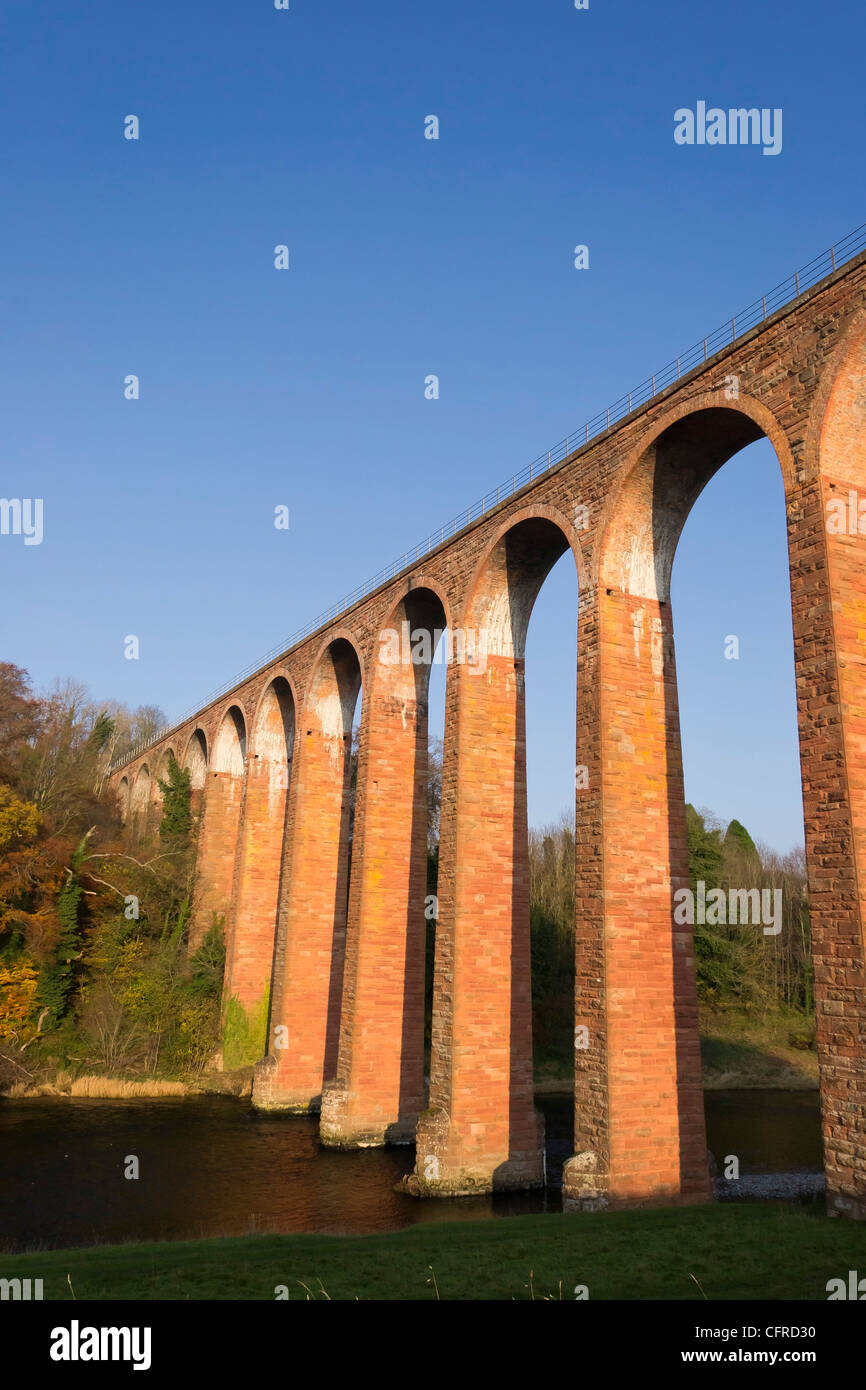 Brick Railway Bridge High Resolution Stock Photography and Images - Alamy