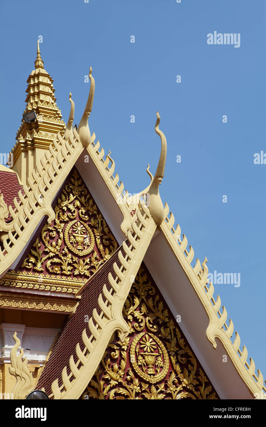 Roof Detail. Royal Palace Phnom Penh Stock Photo - Alamy