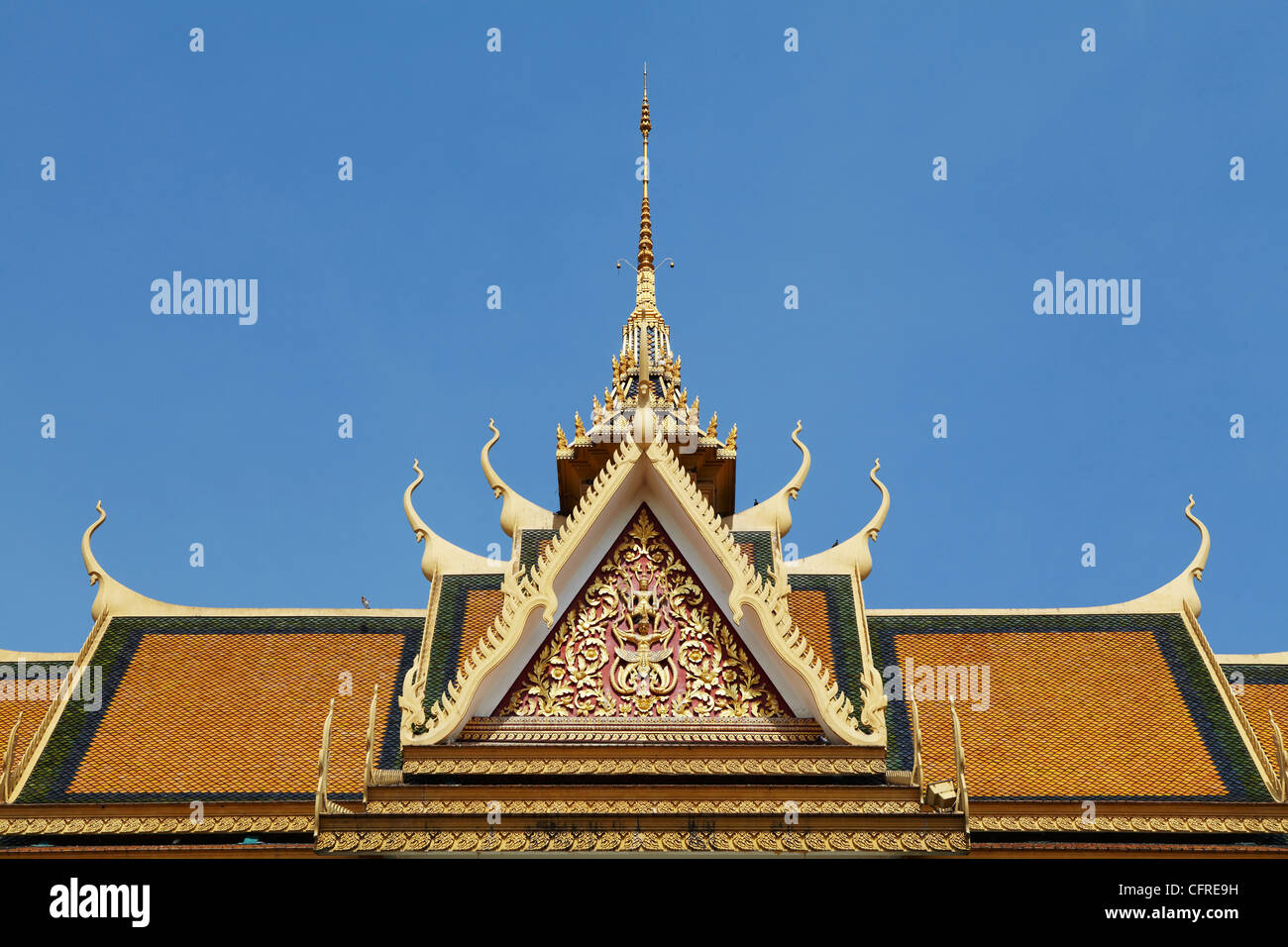 Royal palace roof hi-res stock photography and images - Alamy