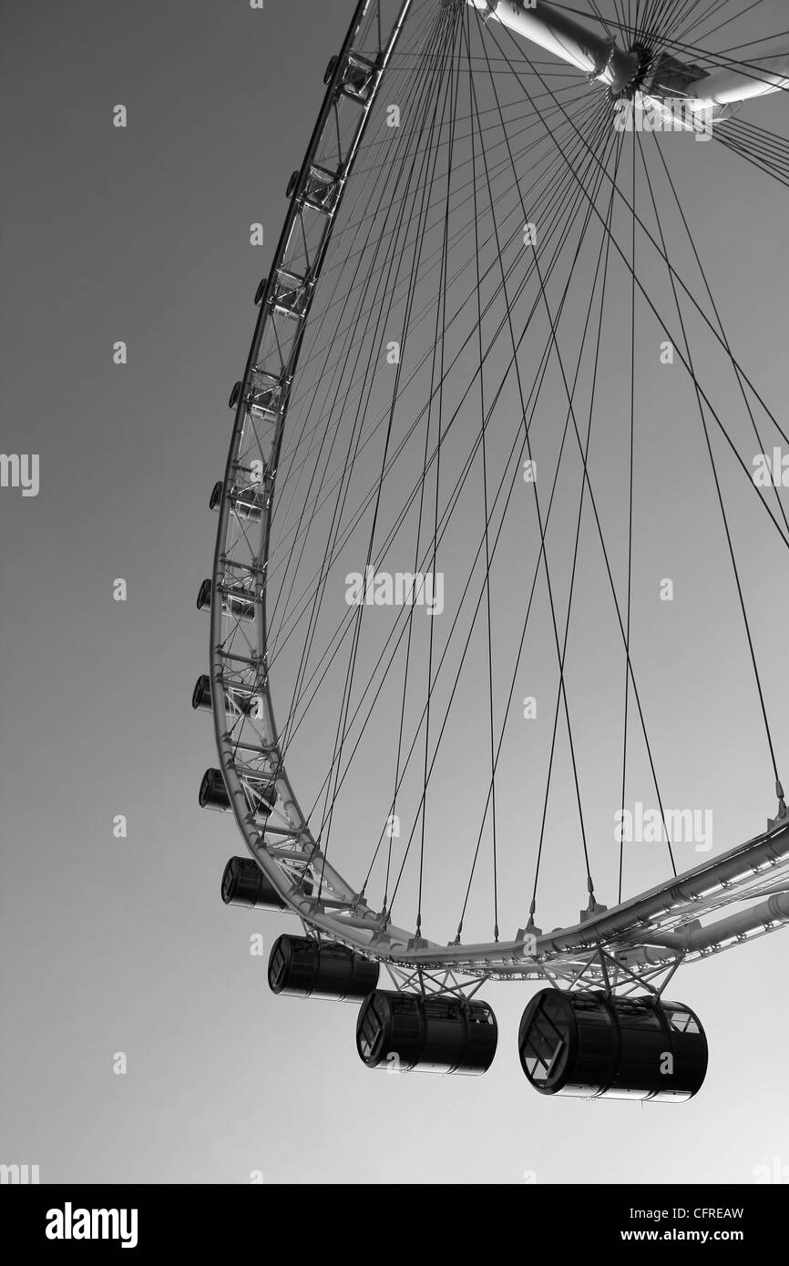 The largest ferris wheel in the world in Singapore Stock Photo - Alamy