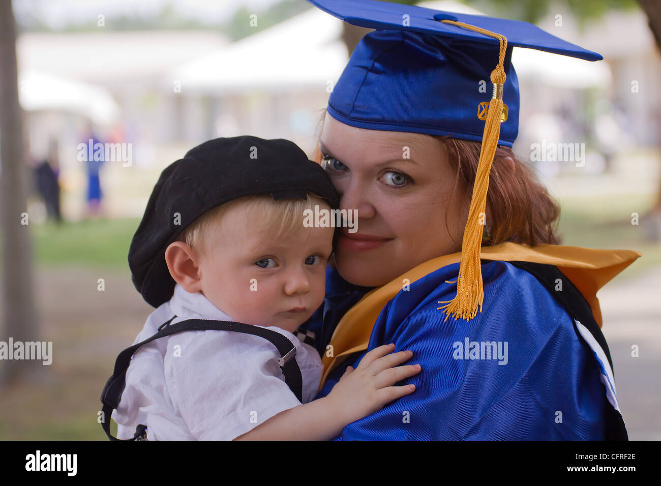 Happy Graduating Young Mum High Resolution Stock Photography and Images ...