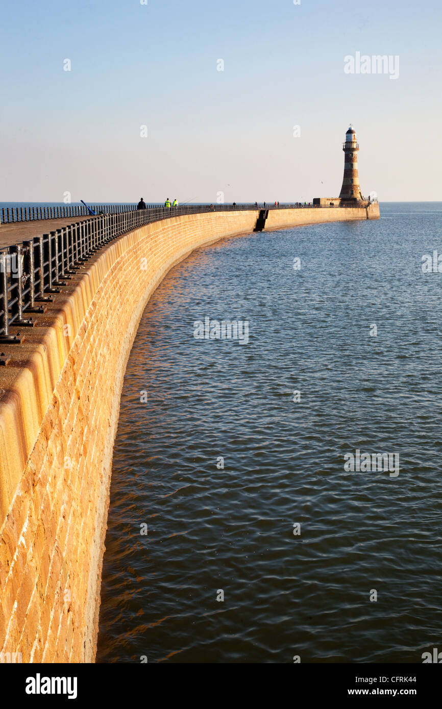 Roker Pier and Lighthouse Sunderland England Stock Photo - Alamy