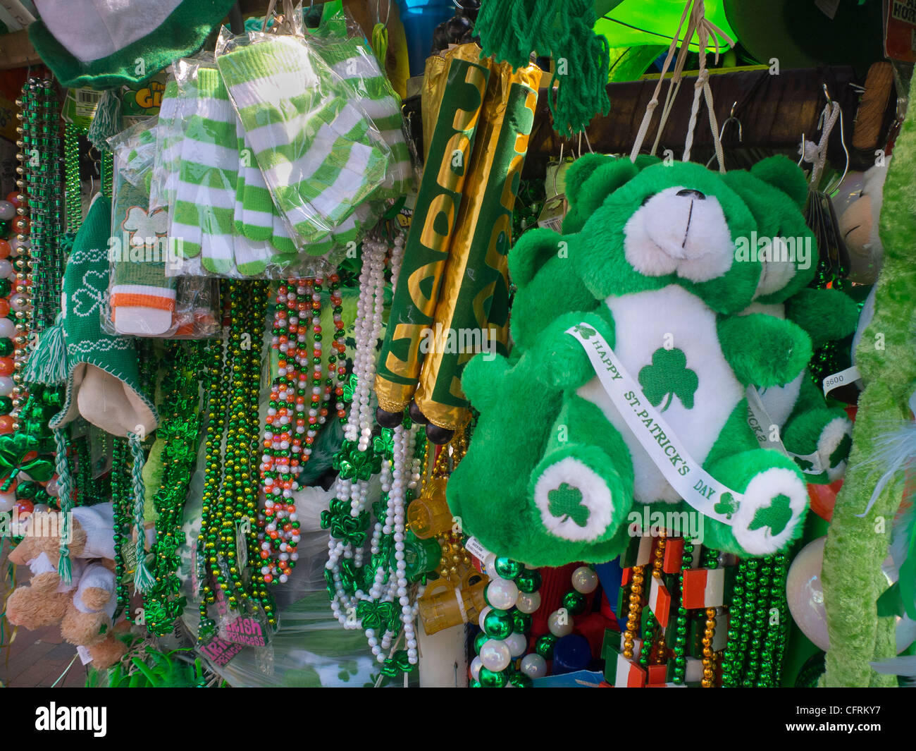 St patricks day in nyc hi-res stock photography and images - Alamy