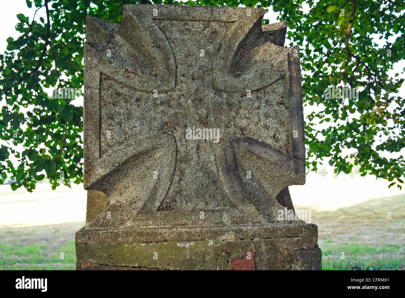 Wooded old cemetery hi-res stock photography and images - Alamy