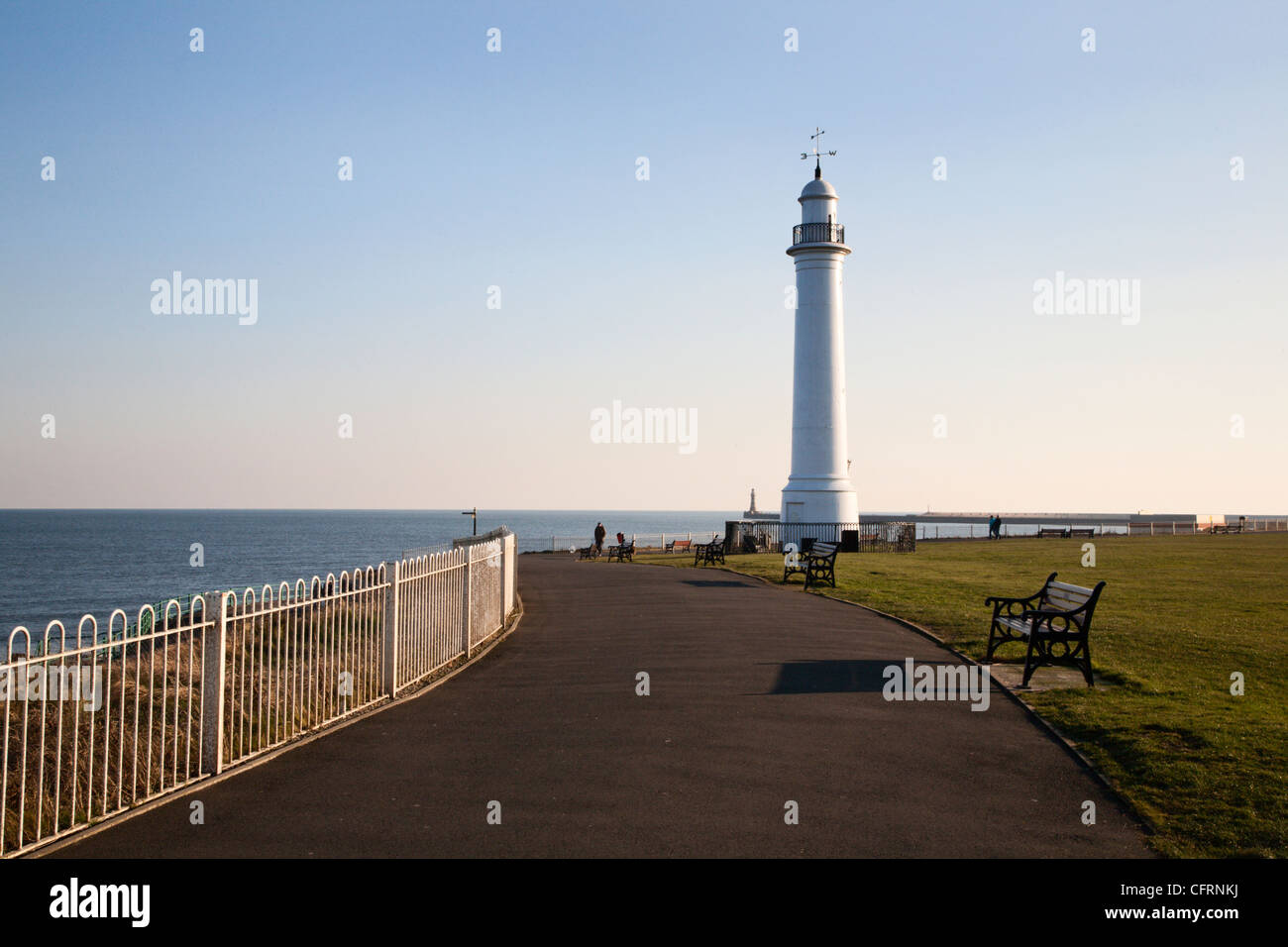 Seaburn lighthouse hi-res stock photography and images - Alamy
