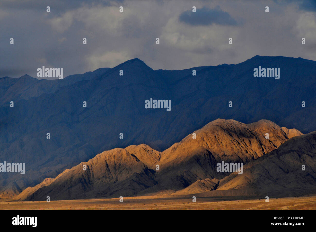 The mountains of Moab on the Arabah Valley Stock Photo - Alamy
