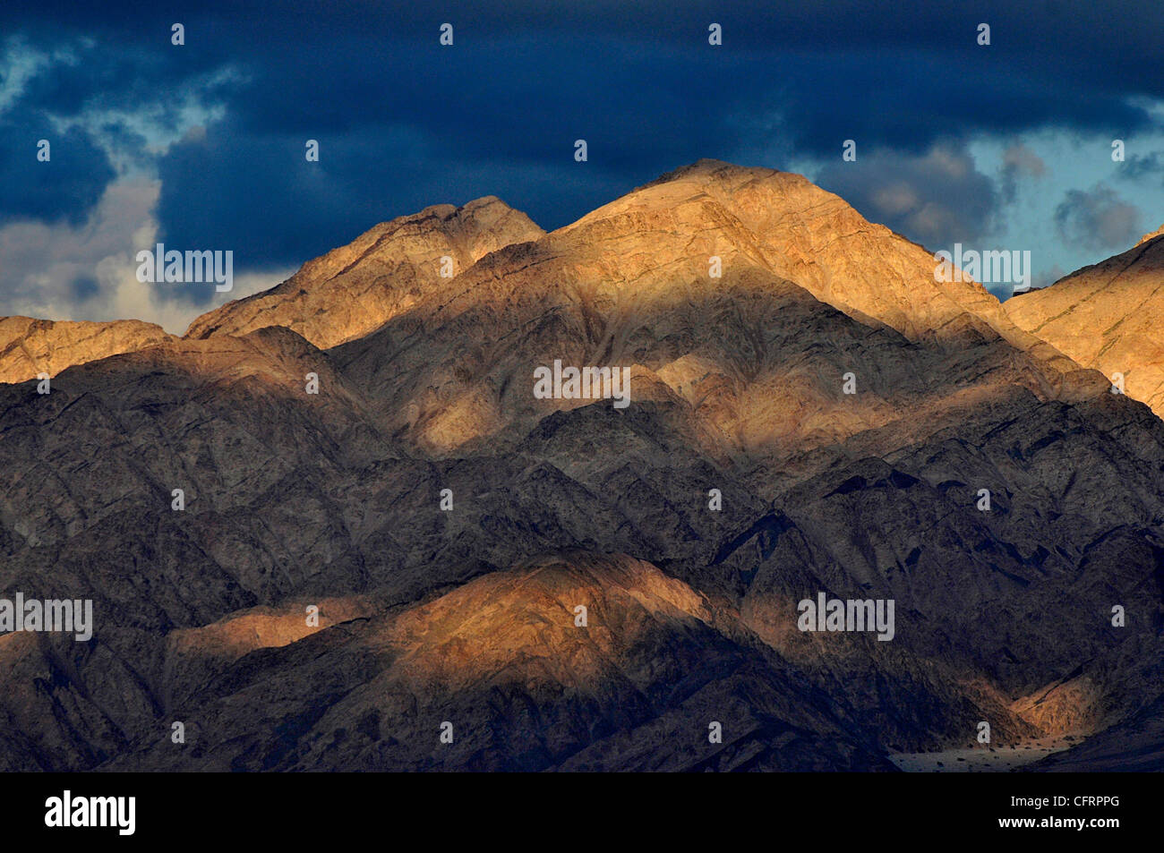 The mountains of Moab on the Arabah Valley Stock Photo - Alamy
