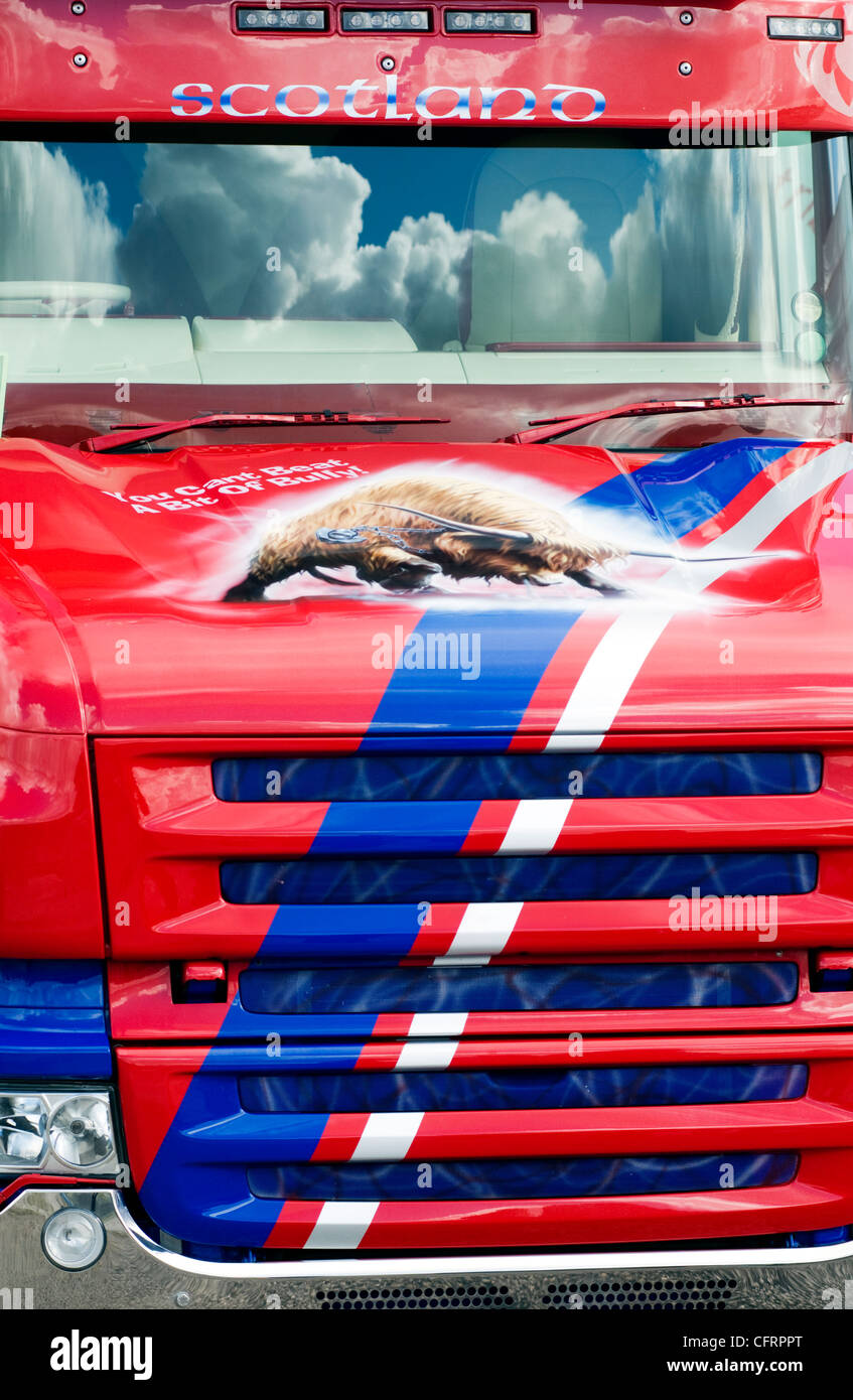Articulated lorry cab hi-res stock photography and images - Alamy