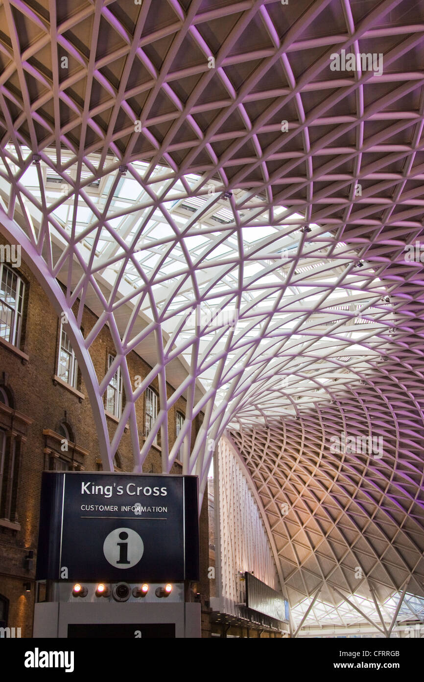 King's Cross station Stock Photo - Alamy