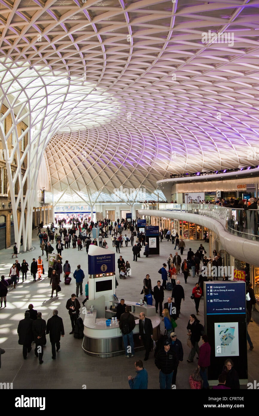Mezzanine kings cross hi-res stock photography and images - Alamy
