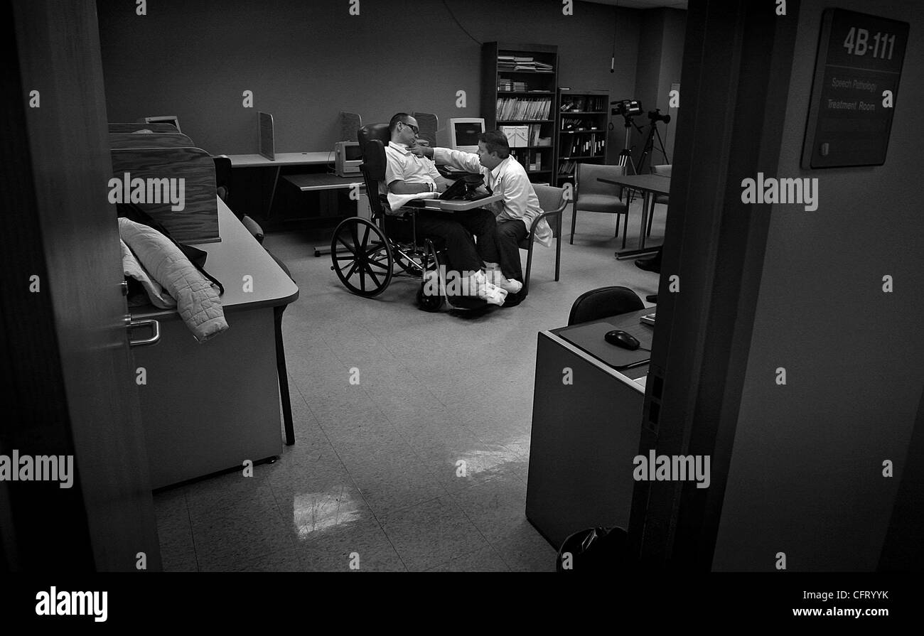 JIM GEHRZ • jgehrz@startribune.com Minneapolis, MN/2006 Speech-language ...