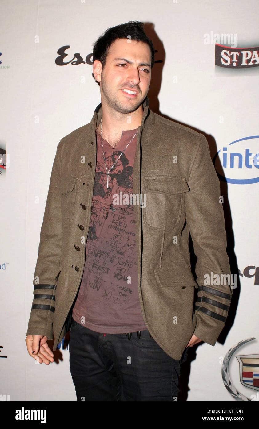 Dec 01, 2006; Beverly Hills, CA, USA; Singer RYAN STAR from the TV show ...