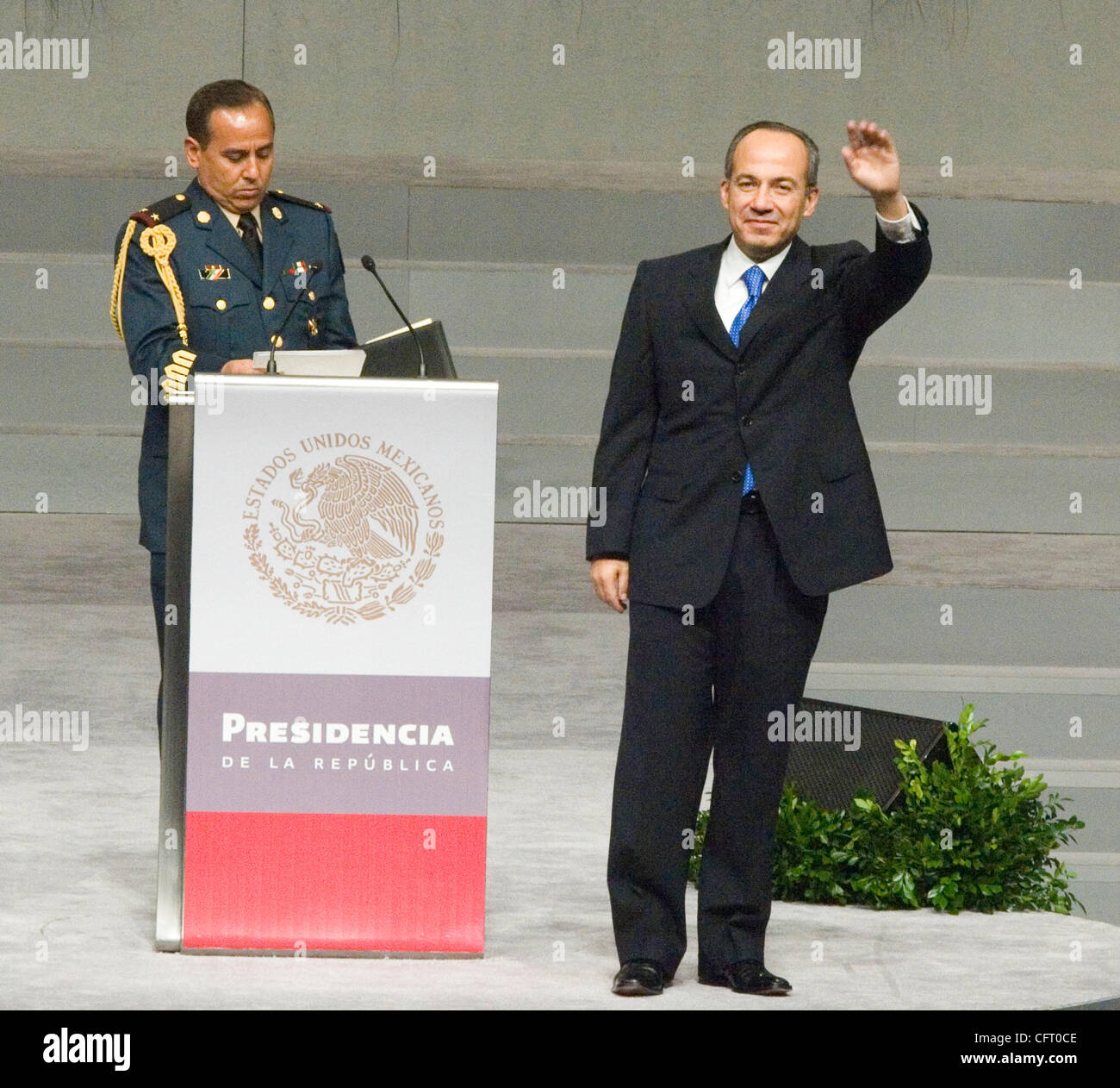 Dec 01, 2006; Mexico City, MEXICO; FELIPE CALDERON makes his first ...