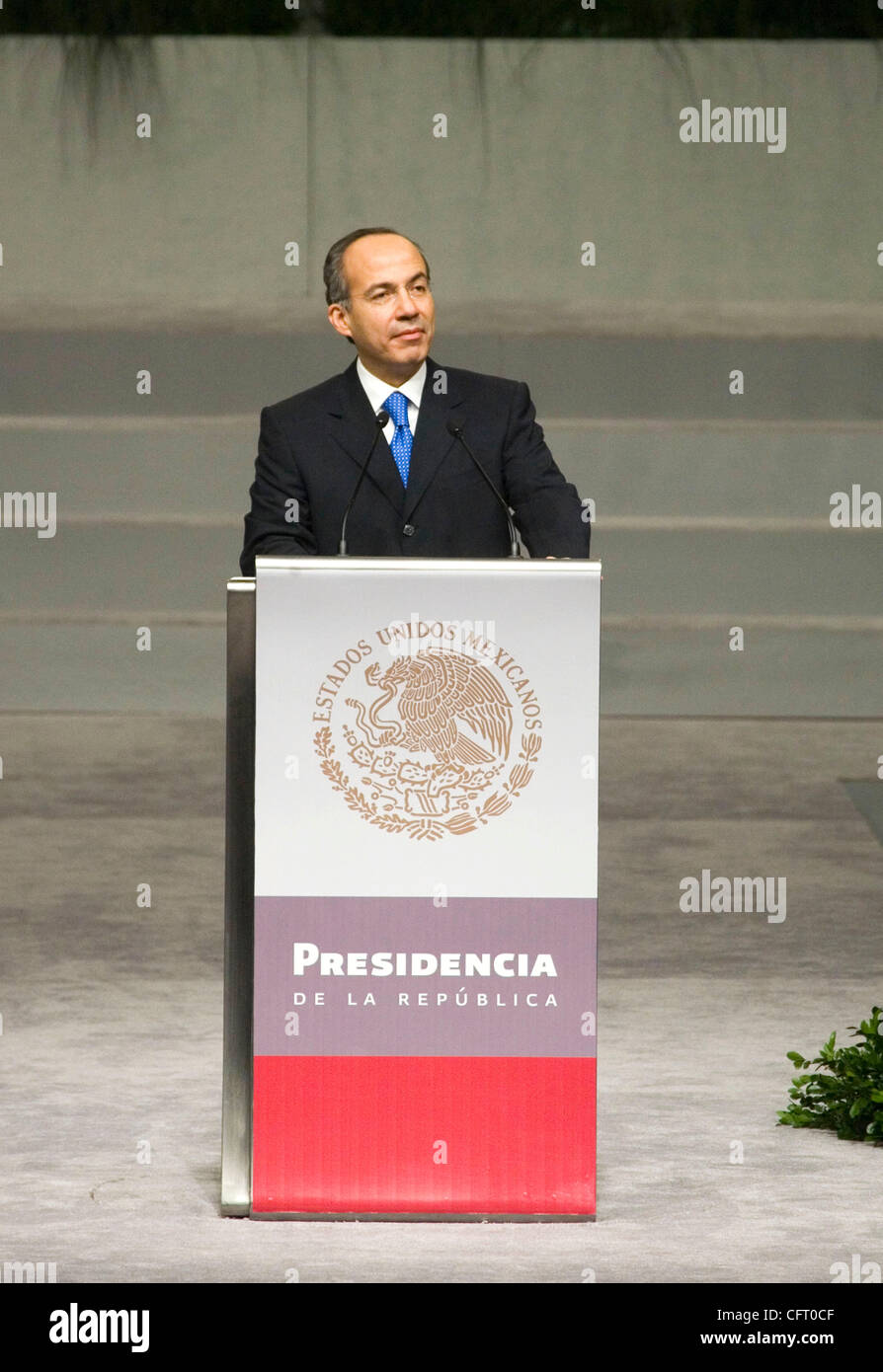 Felipe calderon 2006 hi-res stock photography and images - Alamy