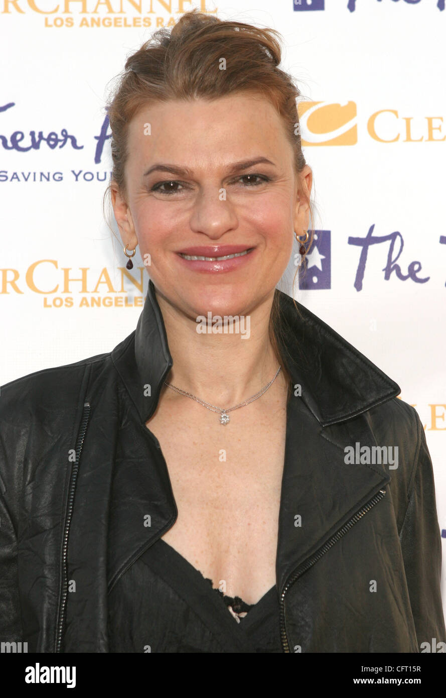 Dec 03, 2006; Los Angeles, CA, USA; Actress SANDRA BERNHARD arrives for ...