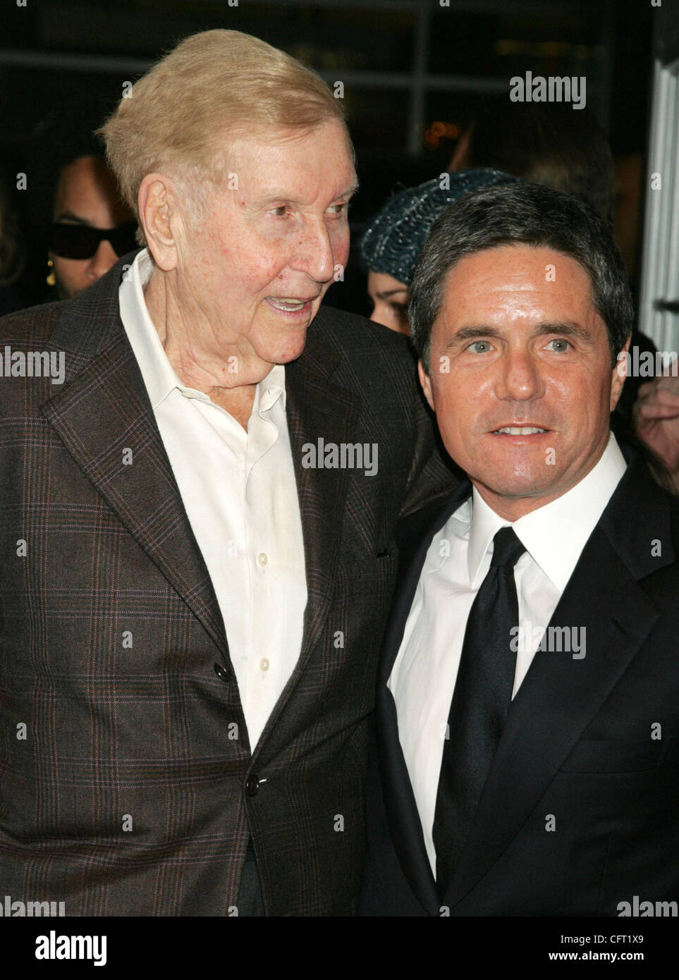 Dec 04, 2006; New York, NY, USA; SUMNER REDSTONE and BRAD GREY at the ...
