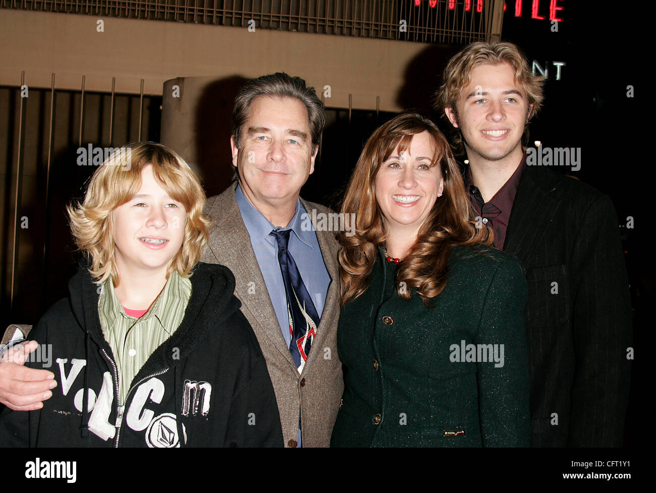 Beau bridges and family hi-res stock photography and images - Alamy