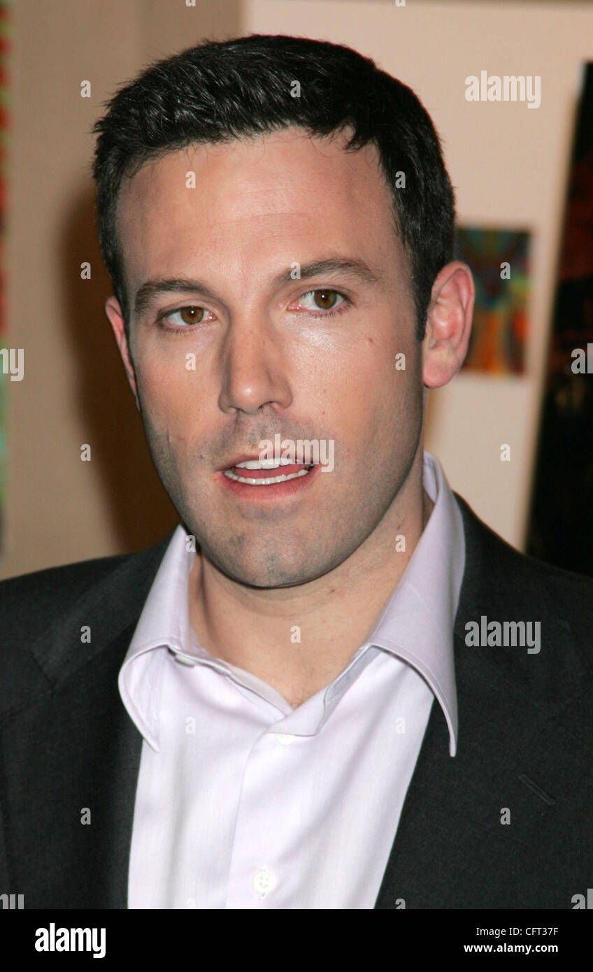 Dec 06, 2006; New York, NY, USA; Actor BEN AFFLECK poses for photos ...