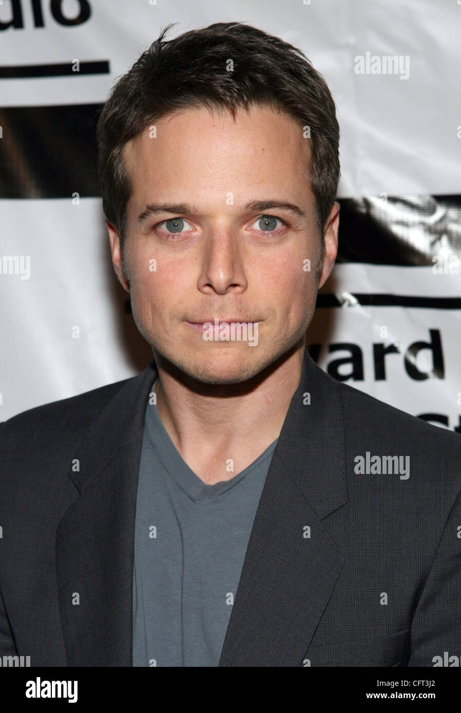 Dec 07, 2006; Hollywood, CA, USA; Actor SCOTT WOLF arrives at the ...