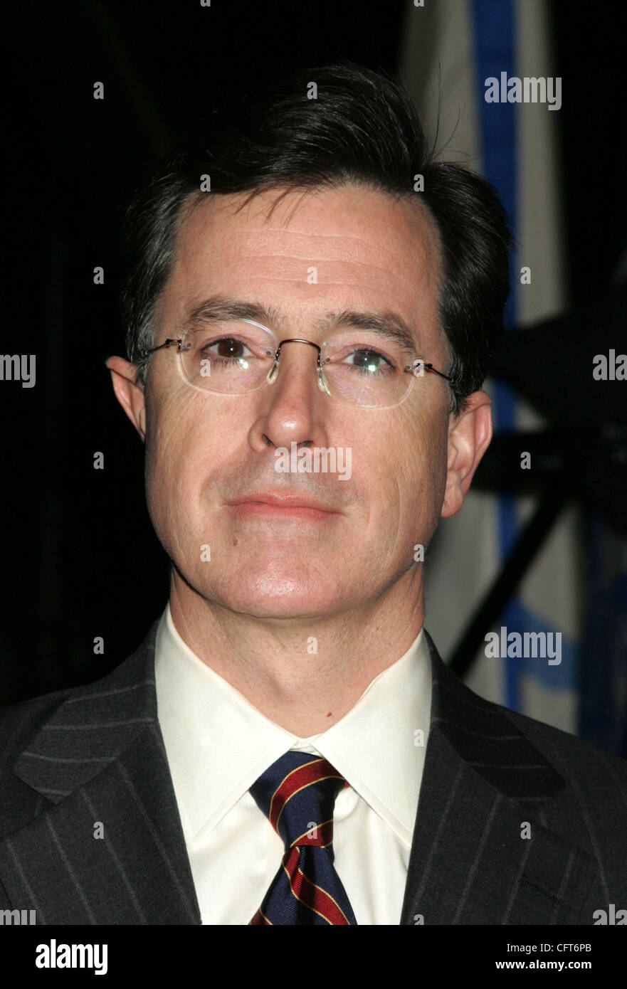 Dec 12, 2006; New York, NY, USA; STEVEN COLBERT poses backstage for ...