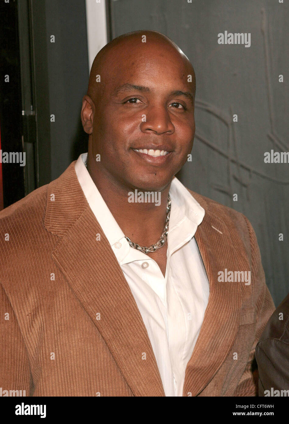 Dec 11, 2006; Los Angeles, California, USA; Baseball Legend BARRY BONDS ...