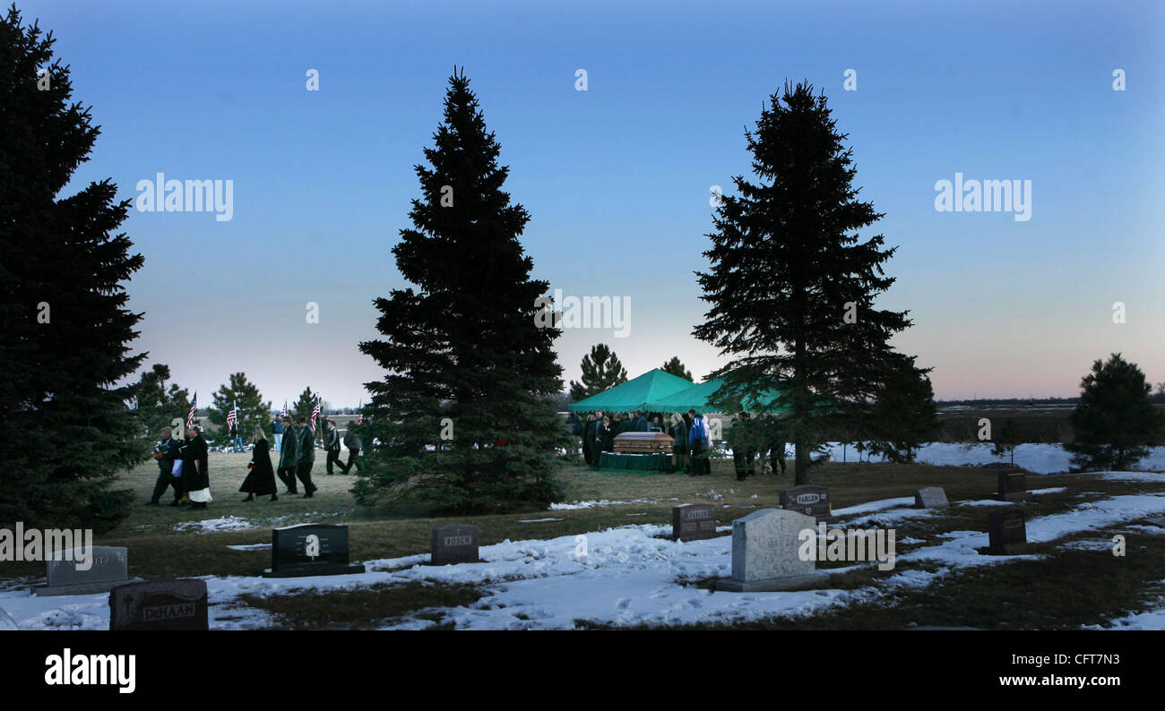 Funeral service cars hi-res stock photography and images - Alamy