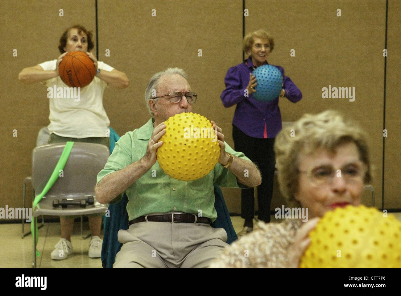 0031024A 1220 npo maevolen photo by ELIZA GUTIERREZ/Staff Photographer ...