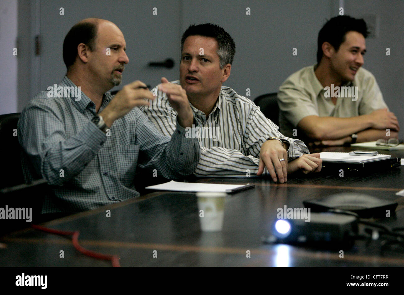 Software applications hi-res stock photography and images - Alamy