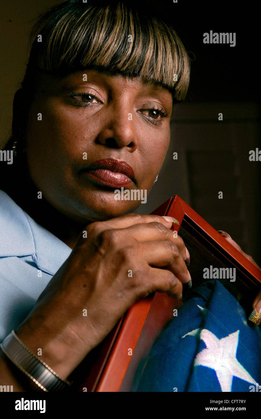 Sons funeral service hi-res stock photography and images - Alamy