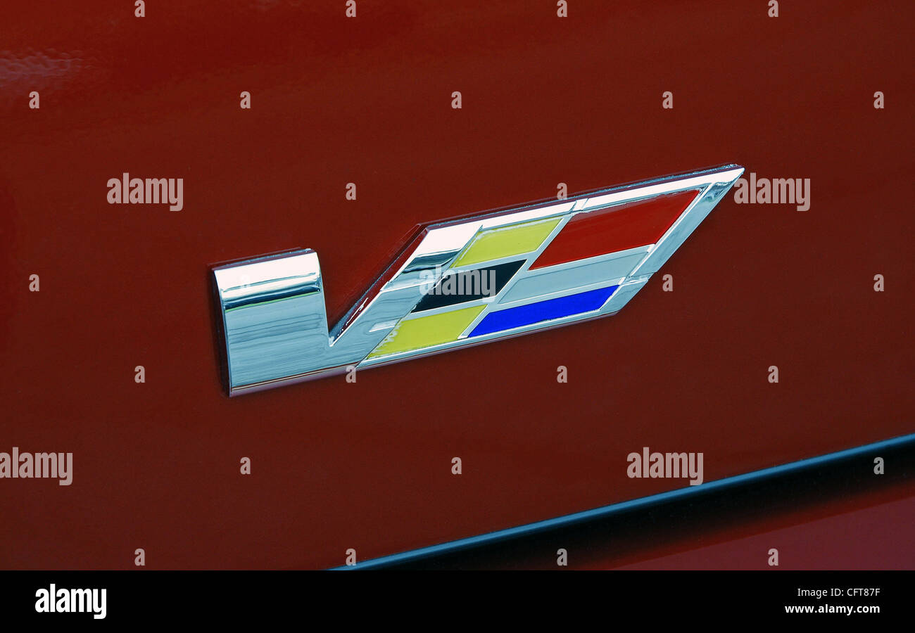 Cadillac xlr hi-res stock photography and images - Alamy