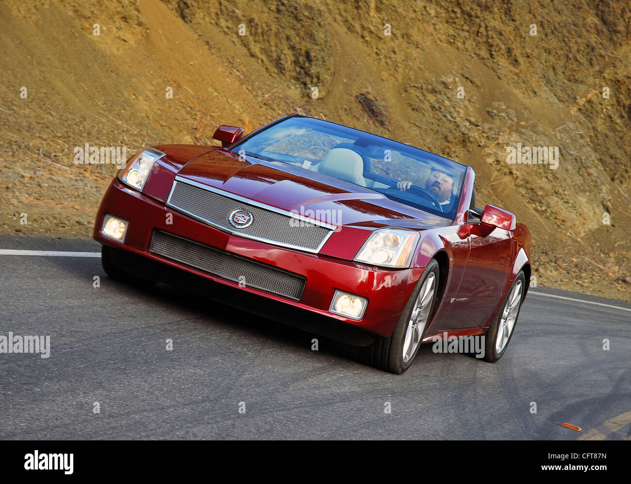 Cadillac xlr hi-res stock photography and images - Alamy