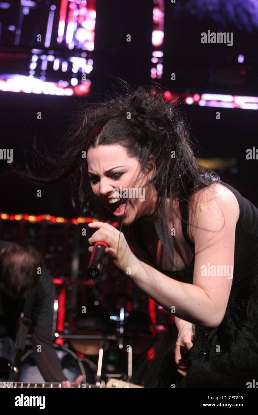 Evanescence with Amy Lee on vocals performing at Madison Square Garden ...