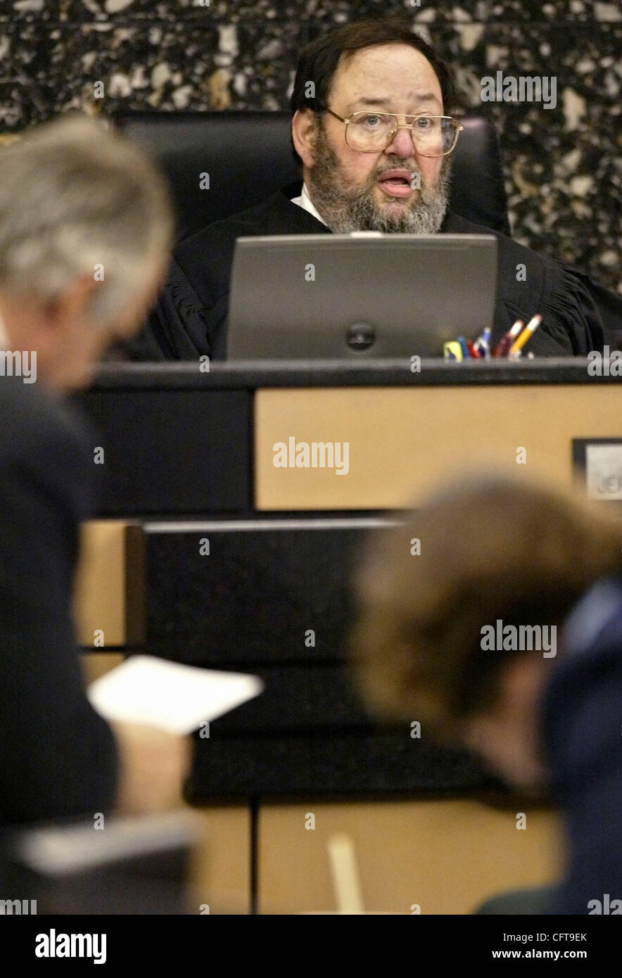 Judge and talks and jury hi-res stock photography and images - Alamy