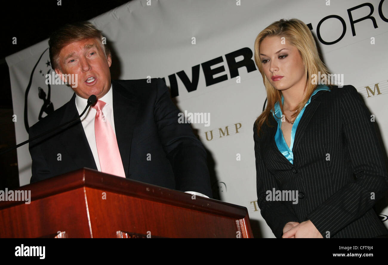 Dec 19, 2006 - New York, NY, USA - DONALD TRUMP and TARA ELIZABETH ...
