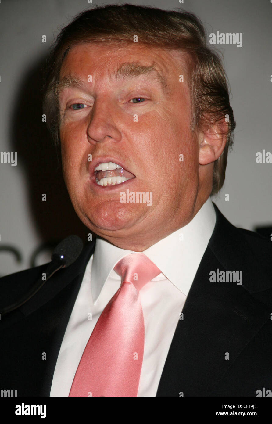 Dec 19, 2006 - New York, NY, USA - TARA ELIZABETH CONNER at the press ...